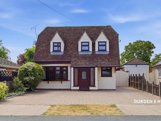 3 bedroom detached house for sale