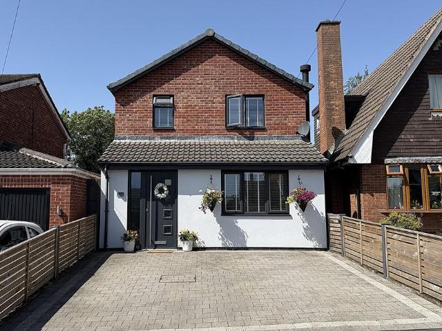 3 bedroom detached house for sale