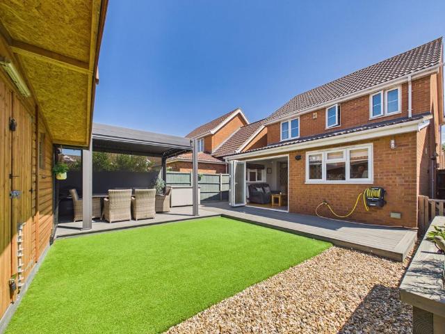3 bedroom detached house for sale