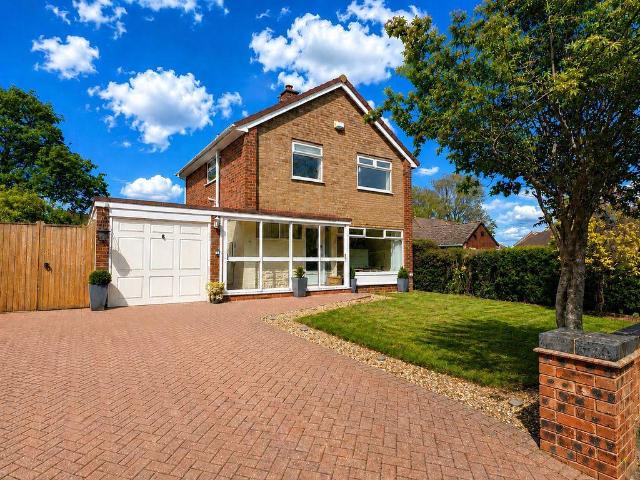 3 bedroom detached house for sale