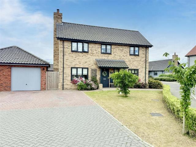 3 bedroom detached house for sale