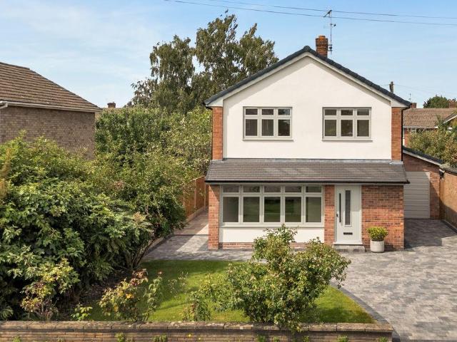 3 bedroom detached house for sale