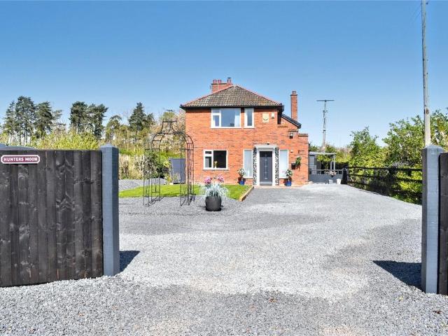 3 bedroom detached house for sale