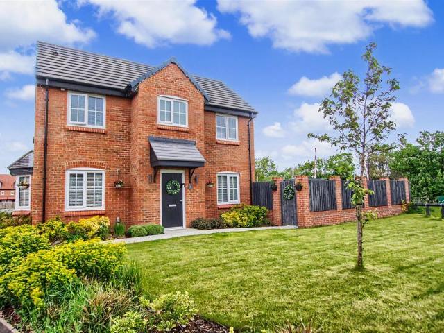 3 bedroom detached house for sale