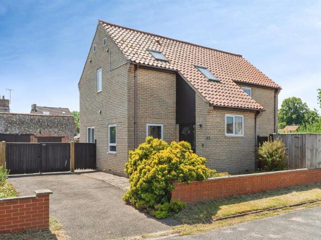 3 bedroom detached house for sale