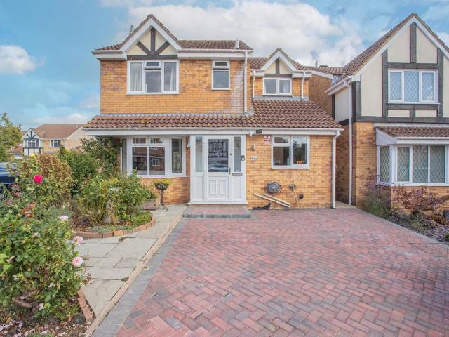 3 bedroom detached house for sale