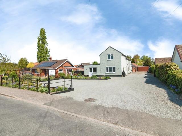 3 bedroom detached house for sale