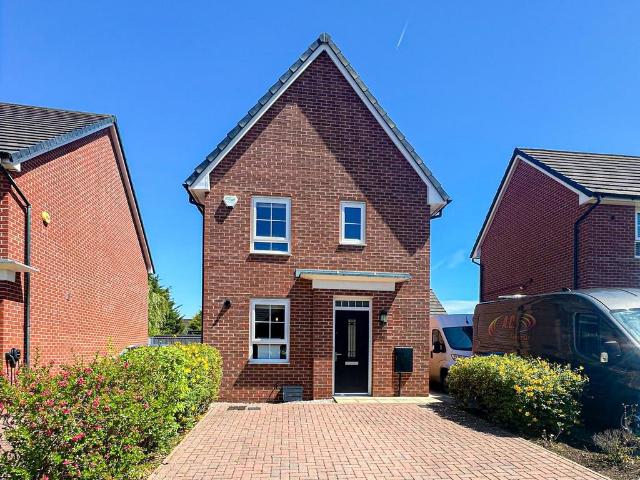 3 bedroom detached house for sale