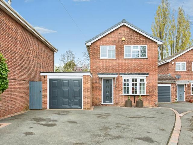 3 bedroom detached house for sale