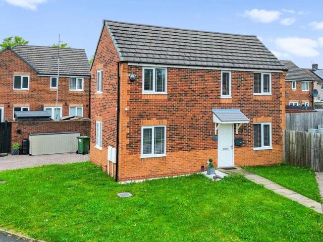 3 bedroom detached house for sale