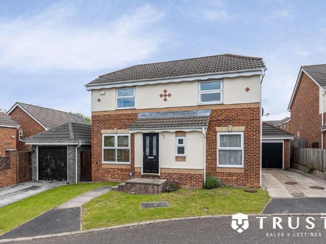 3 bedroom detached house for sale