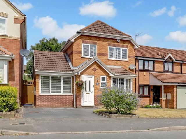 3 bedroom detached house for sale