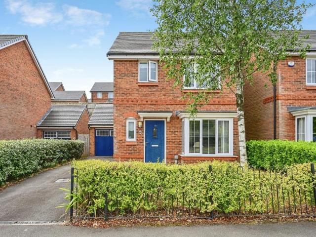 3 bedroom detached house for sale