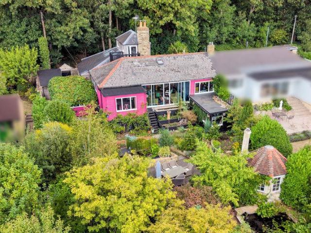 3 bedroom bungalow for sale