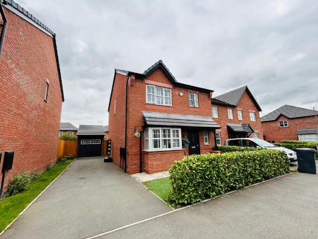 3 bedroom detached house for sale