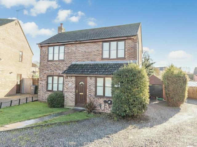 3 bedroom detached house for sale