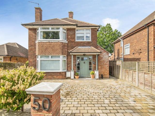 3 bedroom detached house for sale