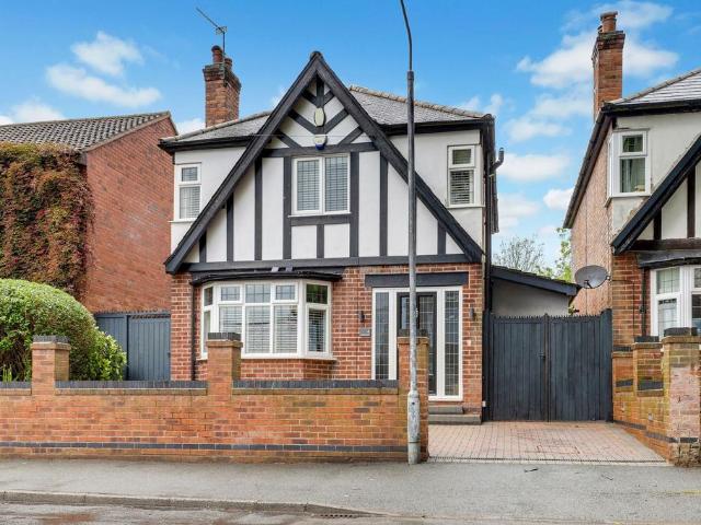 3 bedroom detached house for sale