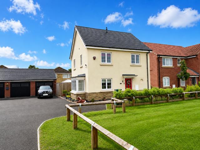 3 bedroom detached house for sale