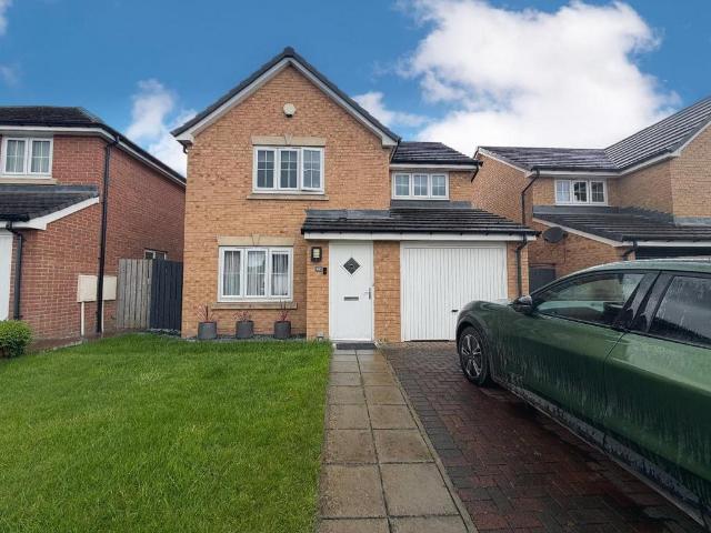 3 bedroom detached house for sale