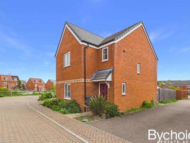 3 bedroom detached house for sale