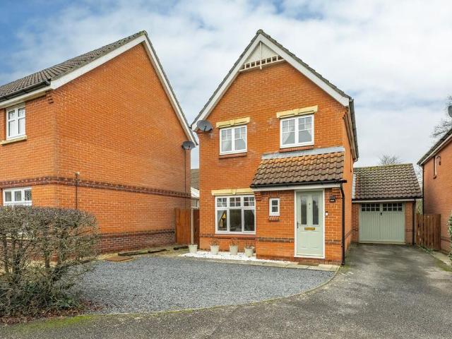 3 bedroom detached house for sale