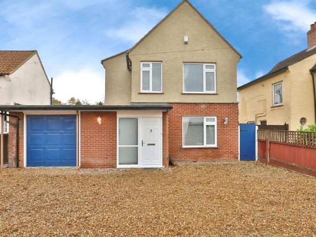 3 bedroom detached house for sale