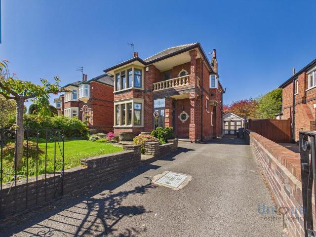 3 bedroom detached house for sale