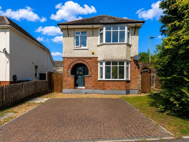 3 bedroom detached house for sale
