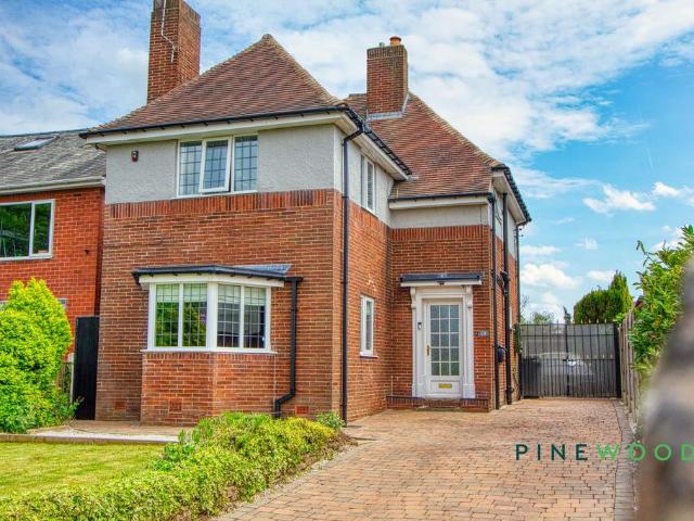 3 bedroom detached house for sale