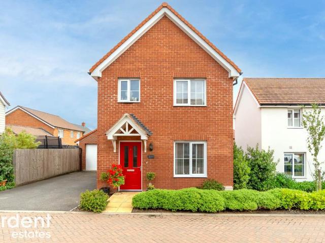3 bedroom detached house for sale