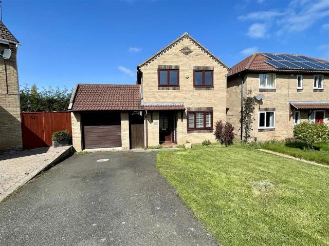 3 bedroom detached house for sale