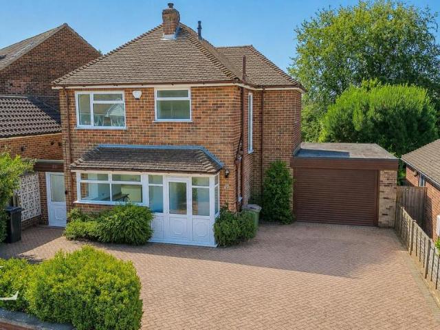 3 bedroom detached house for sale