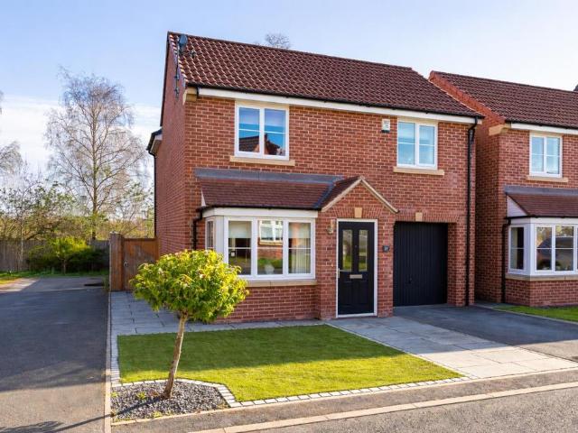 3 bedroom detached house for sale