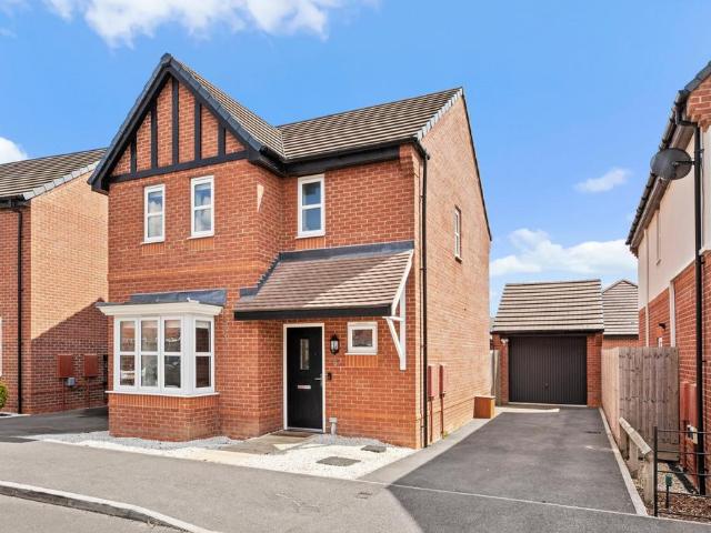 3 bedroom detached house for sale