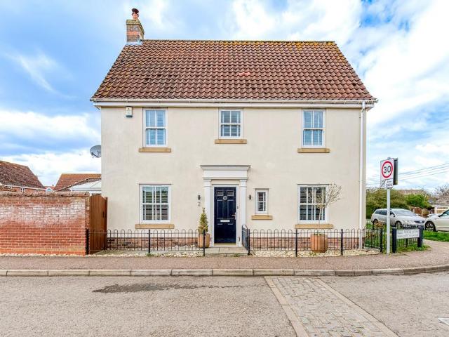 3 bedroom detached house for sale