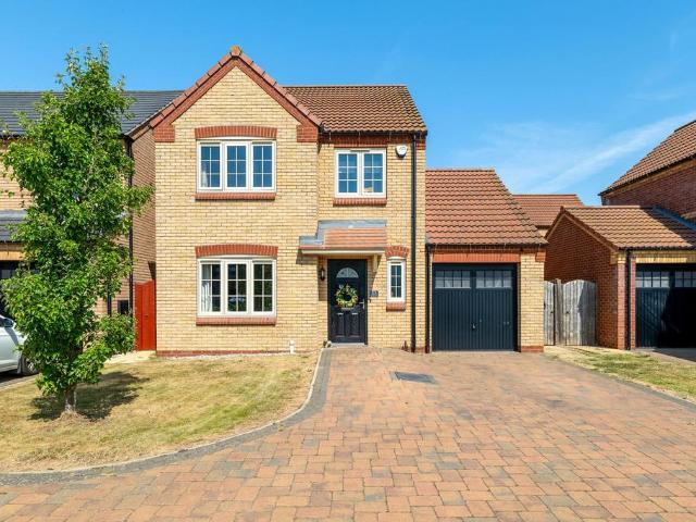 3 bedroom detached house for sale