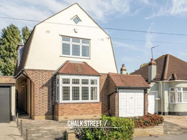3 bedroom detached house for sale