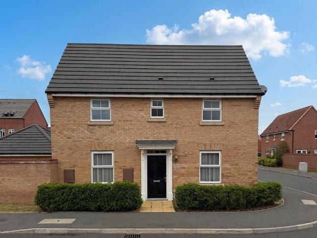 3 bedroom detached house for sale