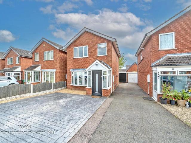 3 bedroom detached house for sale