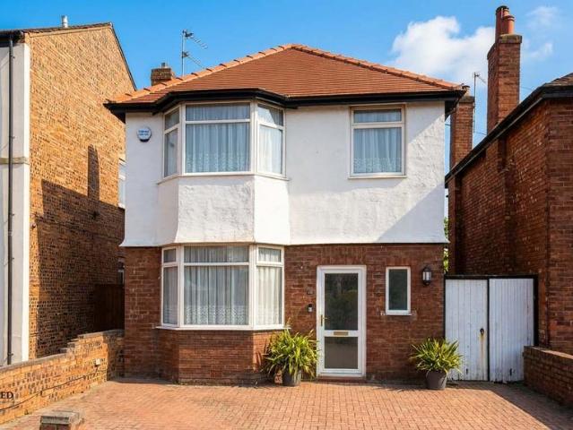 3 bedroom detached house for sale