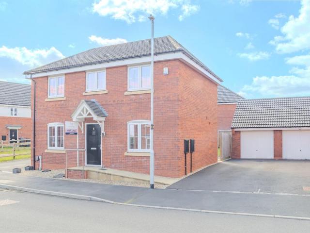 3 bedroom detached house for sale
