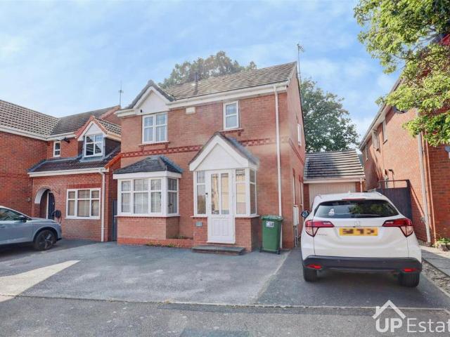 3 bedroom detached house for sale