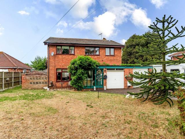3 bedroom detached house for sale