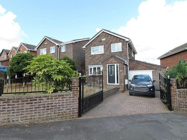 3 bedroom detached house for sale