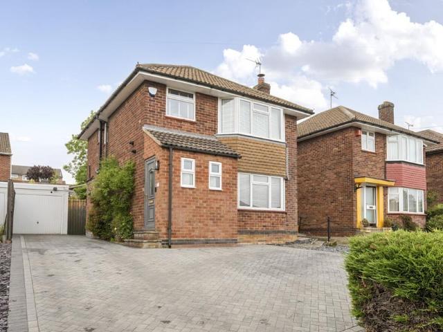 3 bedroom detached house for sale