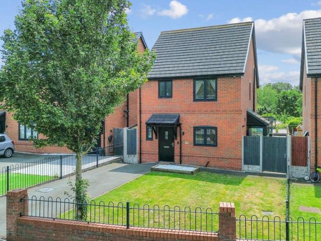 3 bedroom detached house for sale