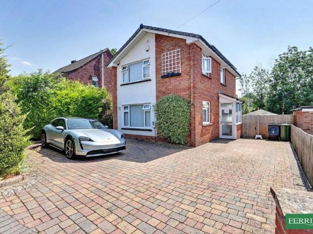3 bedroom detached house for sale