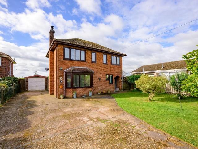 3 bedroom detached house for sale