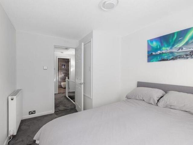 3 bedroom detached house for sale in 18 Baberton Mains Wood, Edinburgh EH14 3DU, EH14